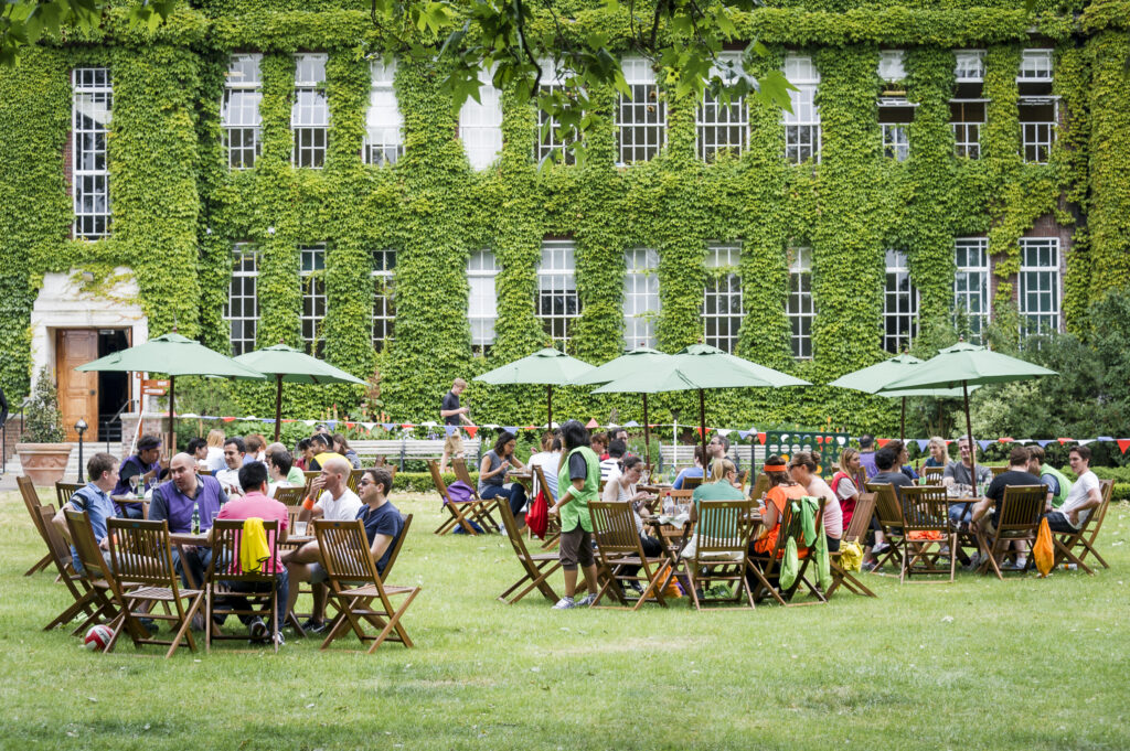 How to Plan a Successful Outdoor Event in 2026 | Regent's Events